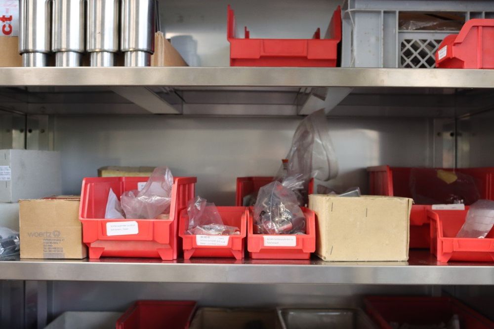 Posten mit Schweisszubehör (Lot 365) Standort 4657 Dullikon (Gebraucht ...