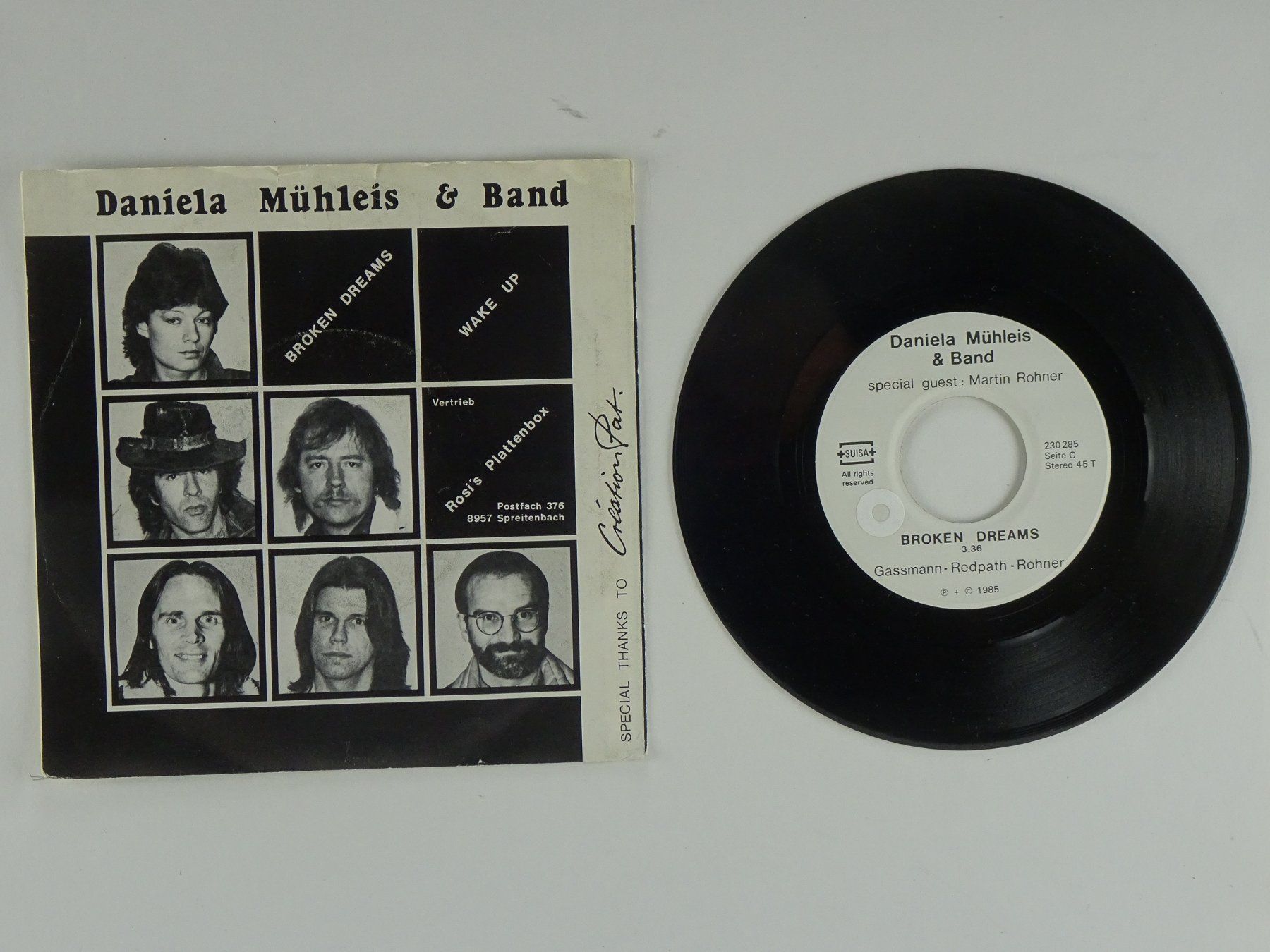 Mühleis Daniela & Band [CH] - Broken Dreams b/w Wake Up (Gebraucht) in ...