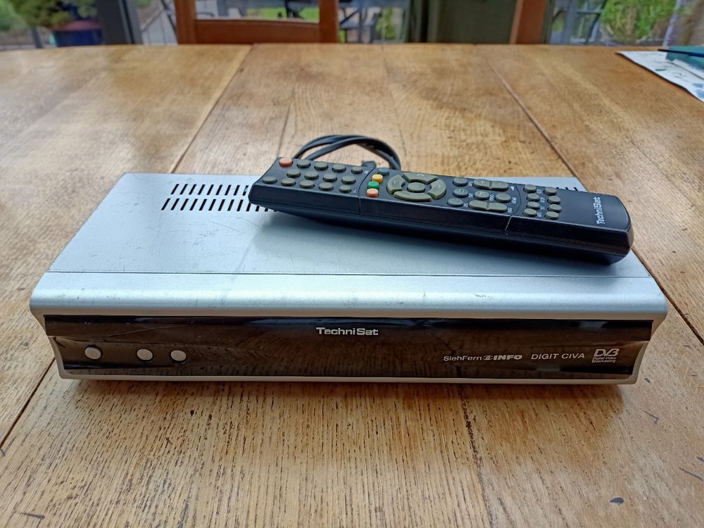 TechniSat Digit Civa SAT Receiver DVB (Gebraucht) in Flamatt für CHF 7 ...