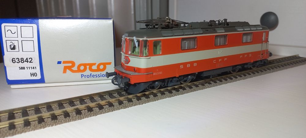 Roco 63842 SBB Re 4/4 II 11141 Swiss Express H0 1:87 DC (Gebraucht) in ...