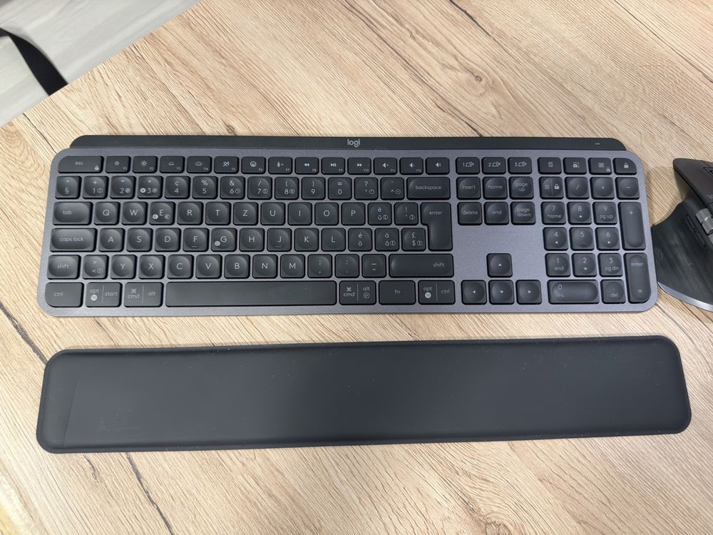 Logitech mx master 3 et mx keys | Acheter sur Ricardo