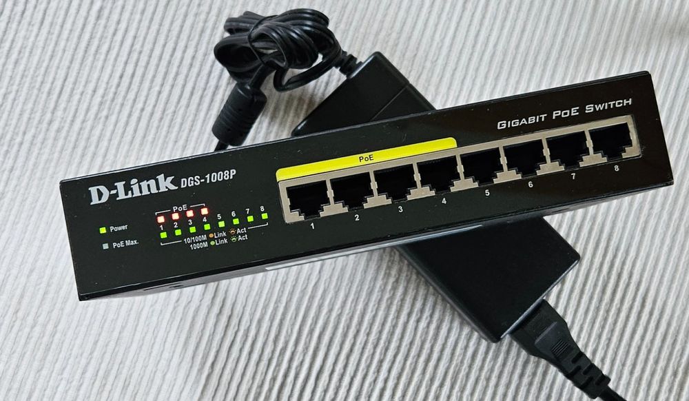 D-Link DGS-1008D 8-Port Gigabit Switch POE (Gebraucht) in Malix für CHF ...