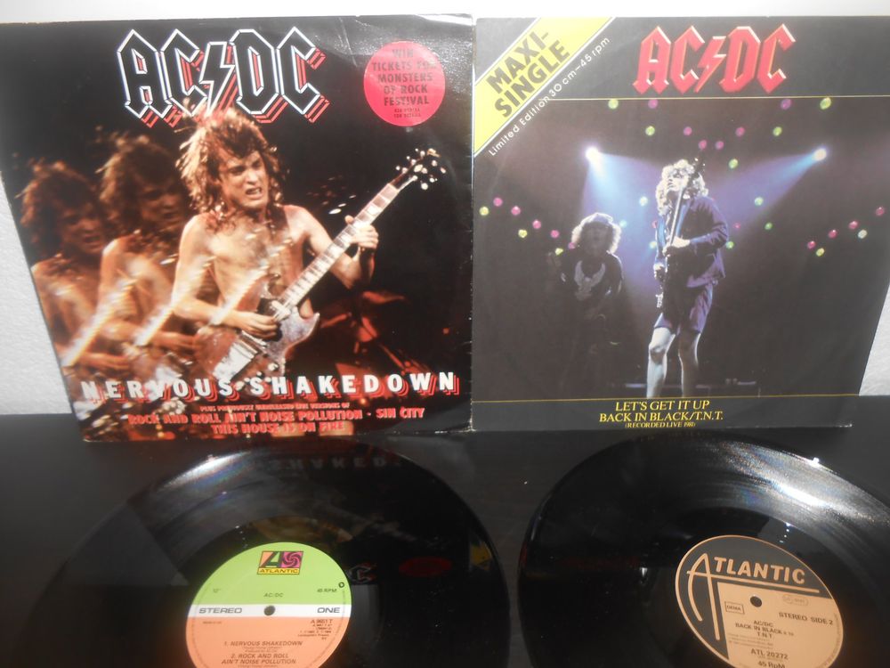 2 AC/DC Maxis (Gebraucht) in Aarberg für CHF 22 – mit Lieferung auf Ricardo kaufen