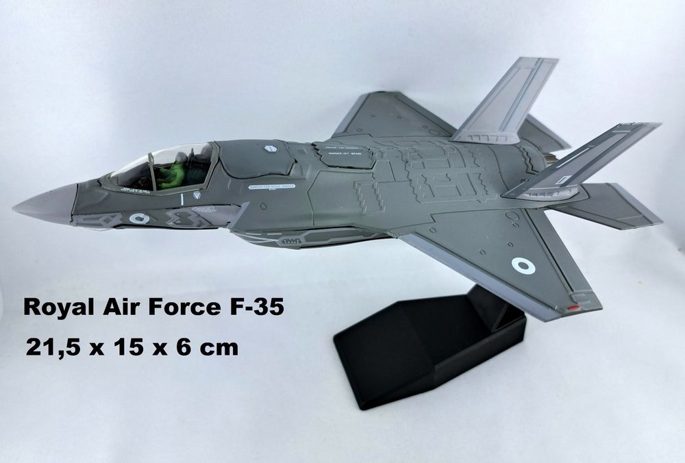 Flugzeugmodell - ROYAL AIR FORCE F-35 - Neu - 1:72 (Neu und originalverpackt) in Grenchen für ...