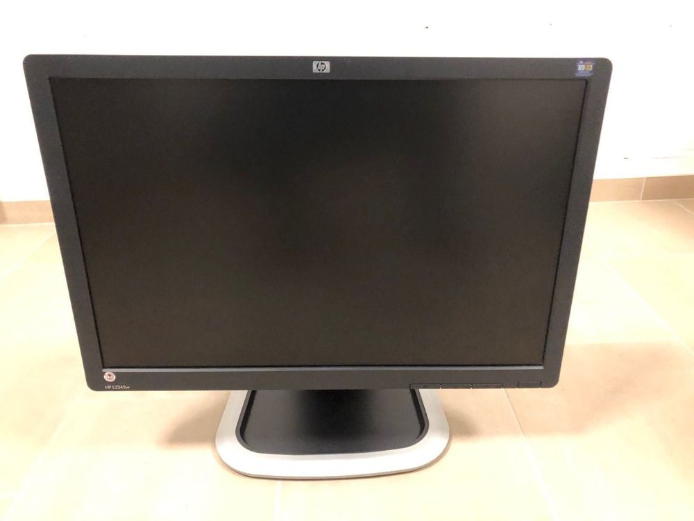 Bildschirm HP L2245w (Gebraucht) in Bubikon für CHF 21 – mit Lieferung ...