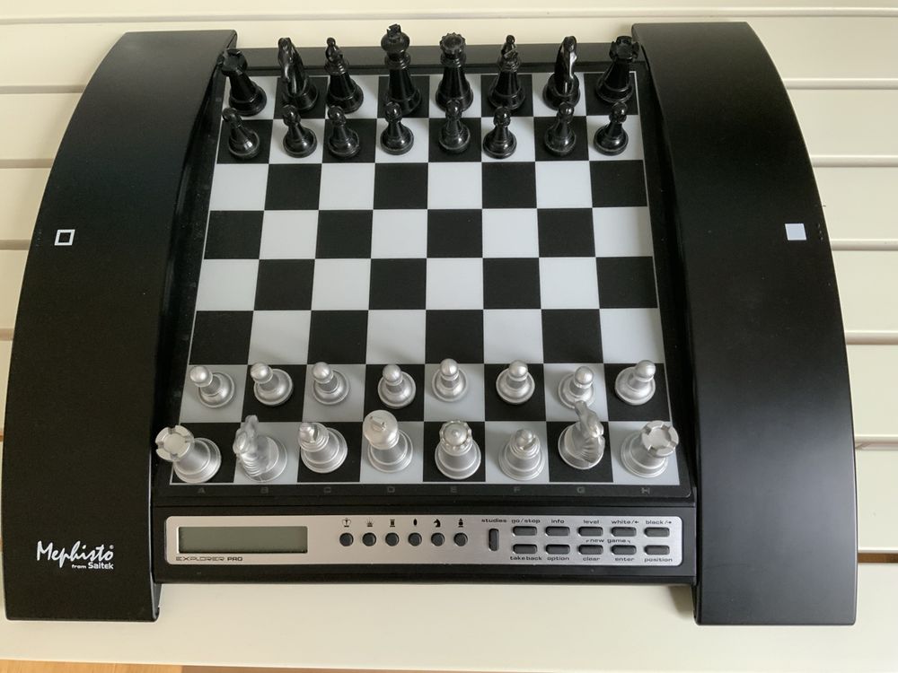 Schachcomputer Explorer pro von Mephisto | Kaufen auf Ricardo