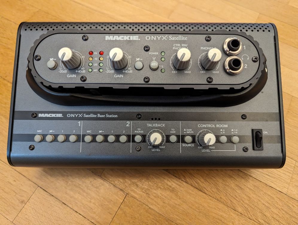 Mackie Onyx Satellite Firewire (Usato) a Lugano per CHF 21 – con ...