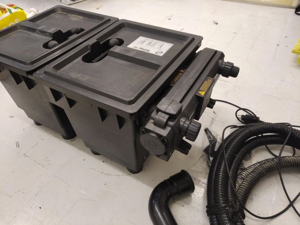 Teichfilter Oase Biotec 10 inkl UV-Filter Oase Bitron 25 | Kaufen auf Ricardo