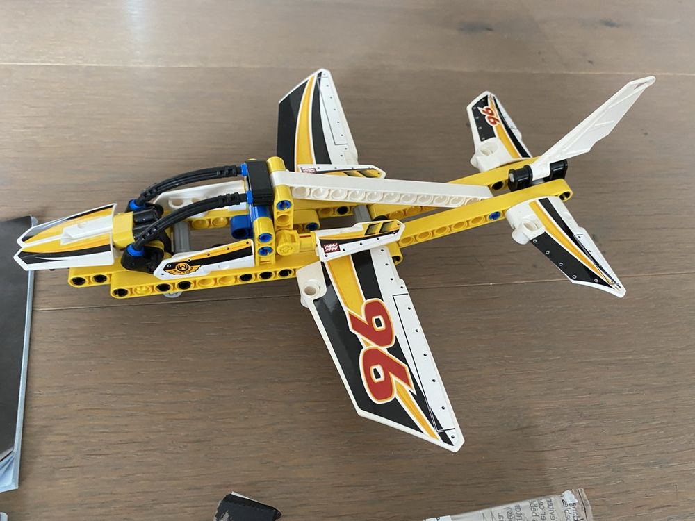 Lego Technic 2 in 1 Flugzeug 42044 | Kaufen auf Ricardo