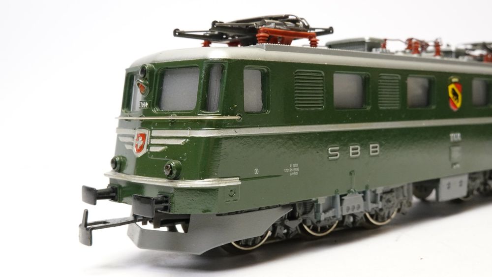 e52 Märklin 3050 SBB Ae 6/6 grün (Gebraucht) in Thun für CHF 50 – mit ...