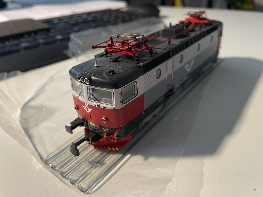 ROCO: SJ Rc6 1336, Dummy, defekt (Defekt) in Richterswil für CHF 26 ...