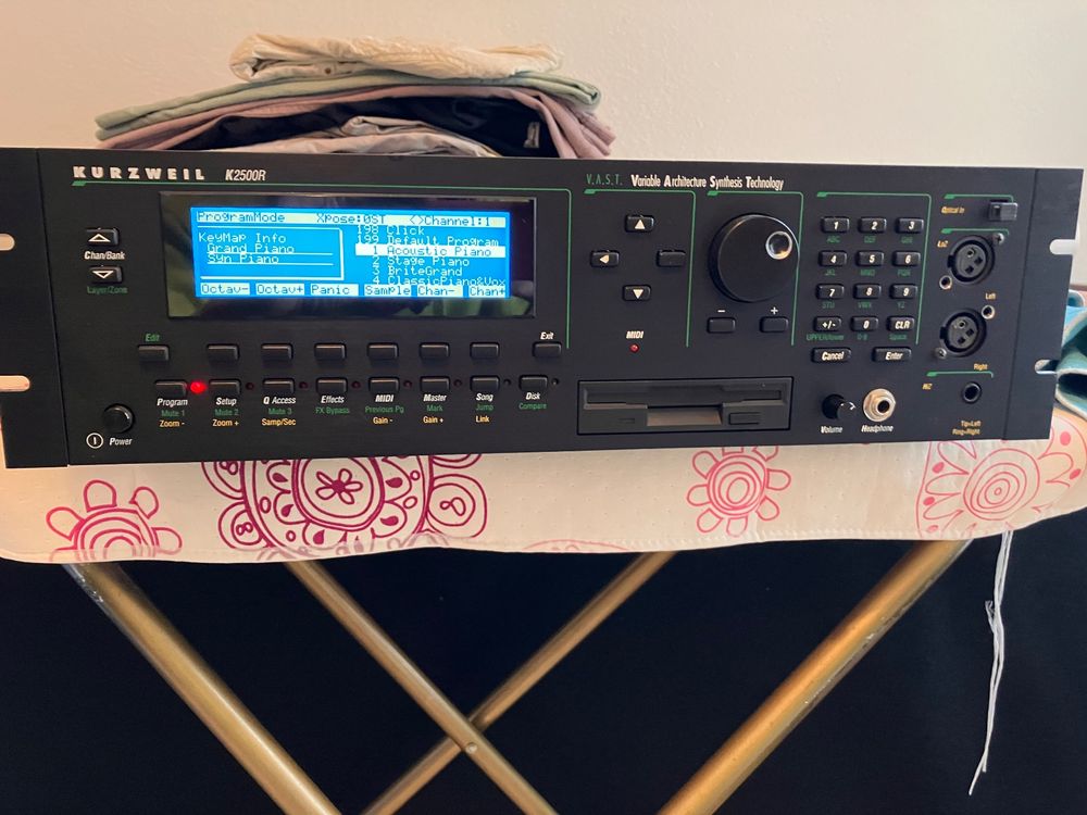 Kurzweil K2500R Rack Sampler (Gebraucht) in olten für CHF 300 – mit ...