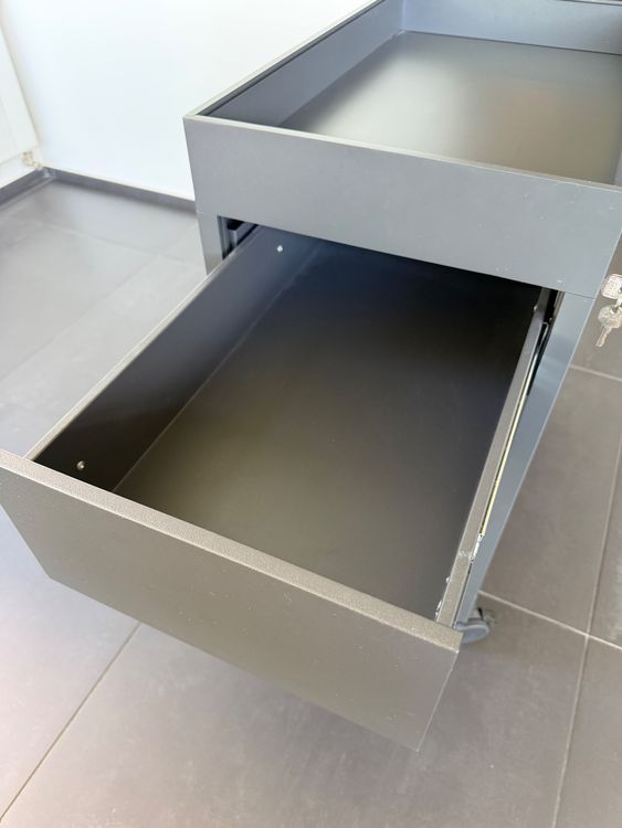 HAY New Order Trolley (Gebraucht) in Genève für CHF 200 – nur Abholung ...