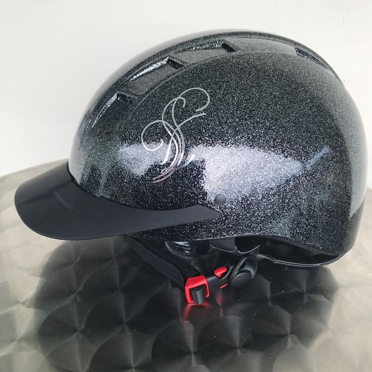 Horze R36 Reithelm mit Glitzer Finish, Gr. M (Gebraucht) in Ebnat ...