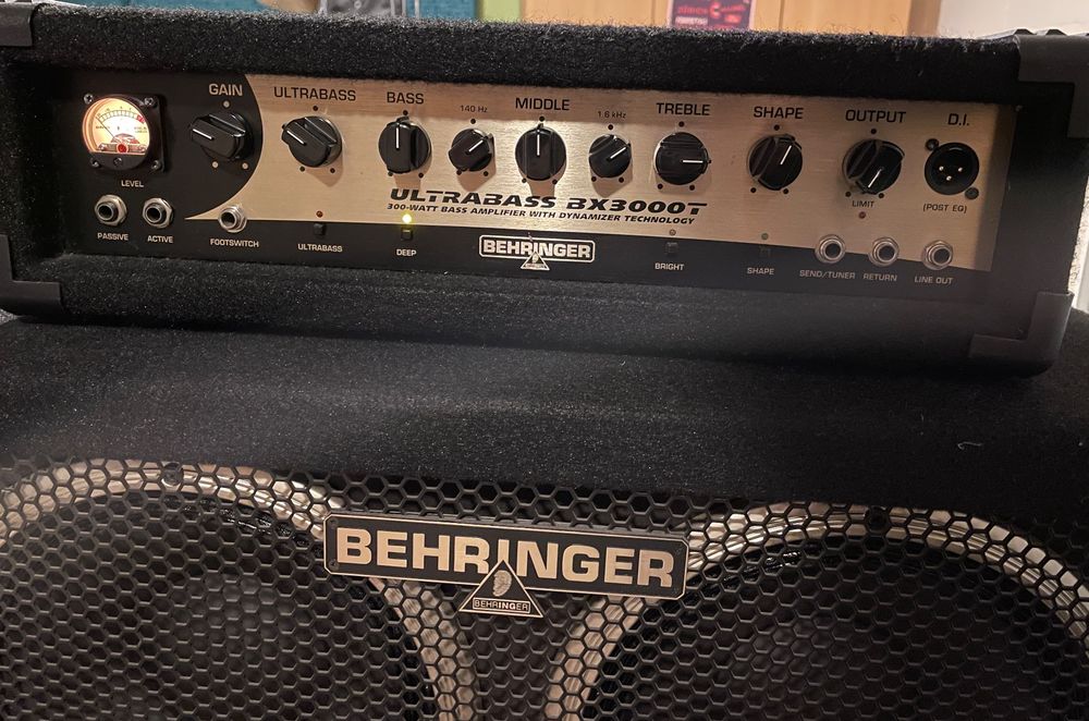 Bassverstärker Behringer Ultrabass BX3000T mit Box BBA410 (Gebraucht ...