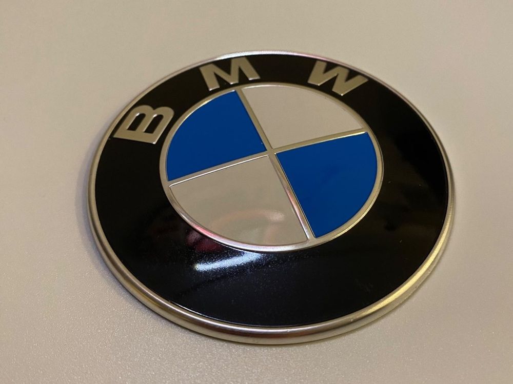 Original BMW Front Emblem (Neu (gemäss Beschreibung)) in für CHF 8.9 ...