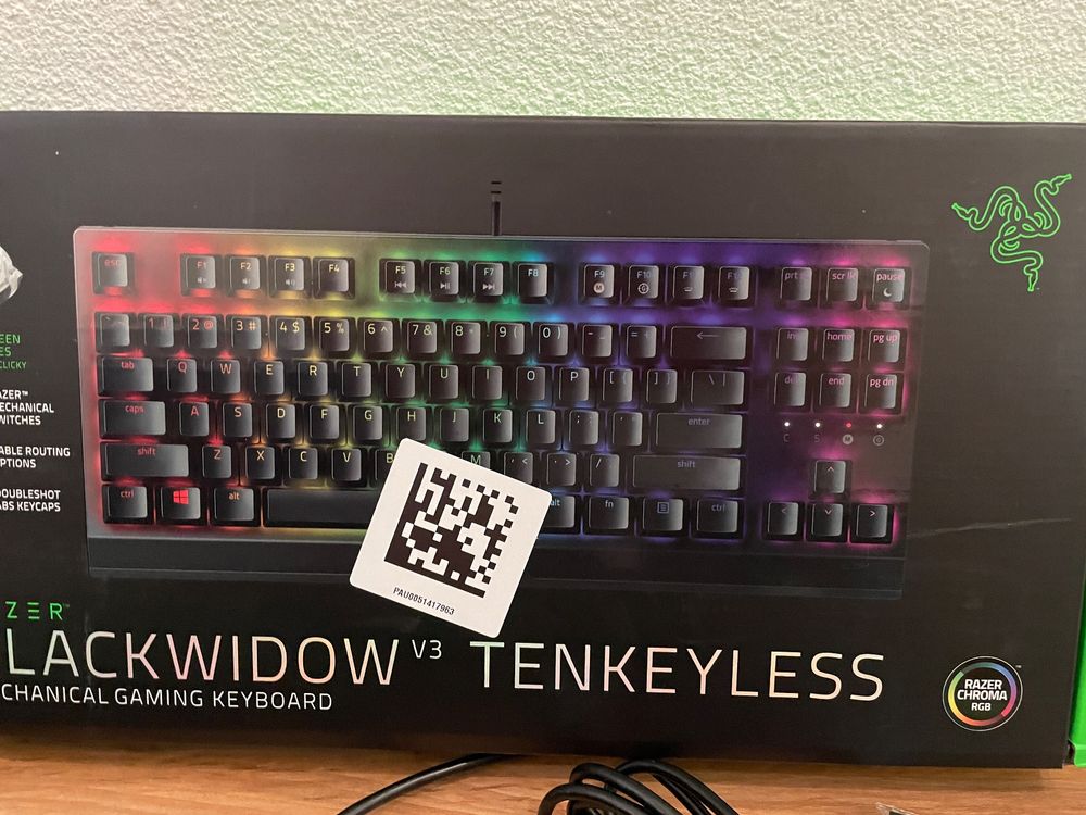 Razer Blackwidow V3 TKL + Green Keycaps (Neu (gemäss Beschreibung)) in ...
