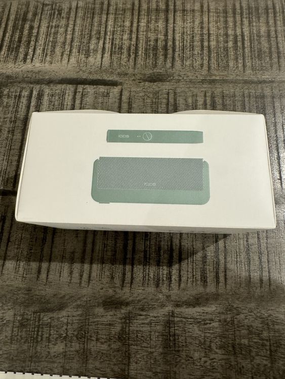 IQOS ILUMA PRIME KIT „Jade Green“ (Neu und originalverpackt) in ...