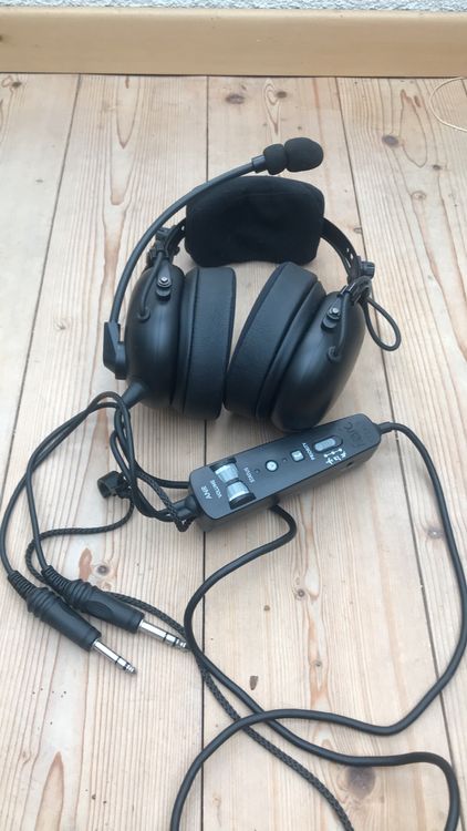 Aviation Headset ANR Faro Stealth (Gebraucht) in Dottikon für CHF 52 ...