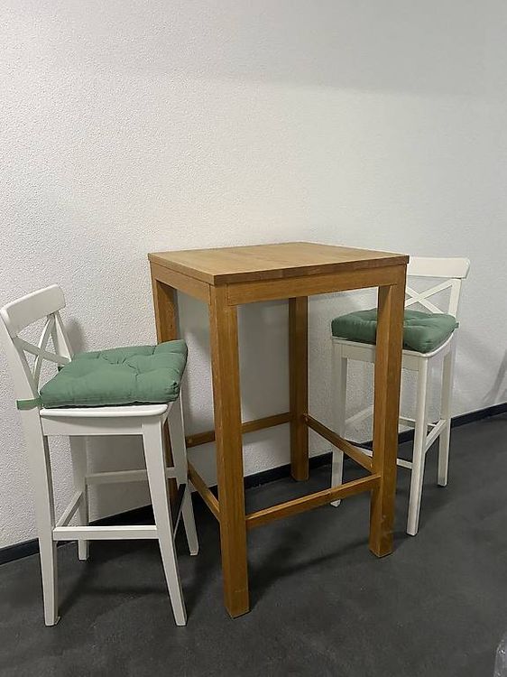 Hochtisch mit 2 Hochstühlen (Bartisch & -Stühle) (Gebraucht) in ...