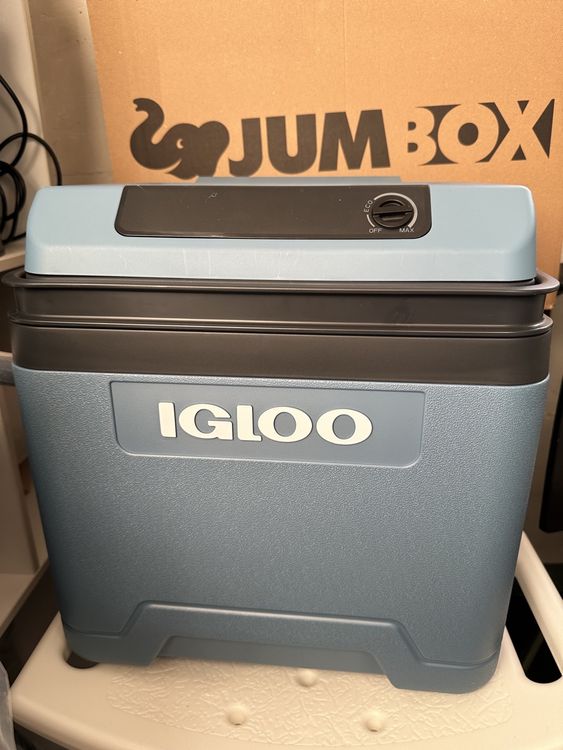 Tragbare Kühlbox Igloo mit Stromanschluss (Neu (gemäss Beschreibung)) in Richterswil für CHF 35 ...