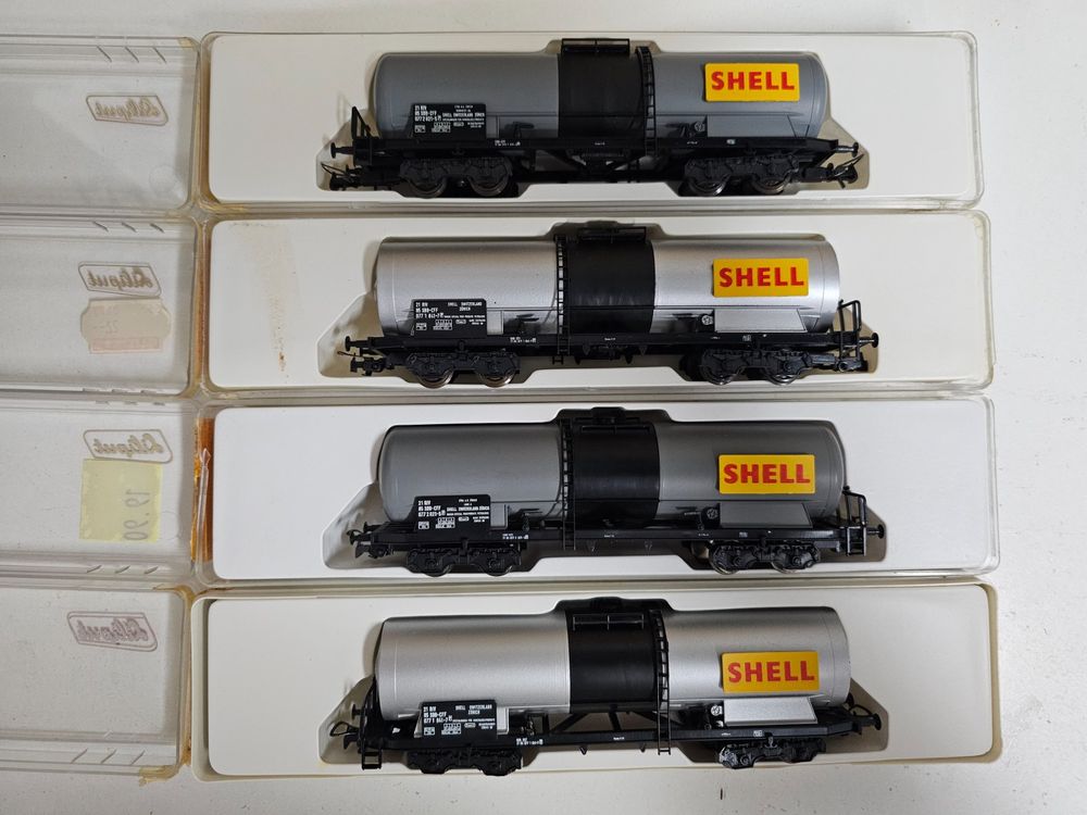 Liliput 4 wagons SHELL dès 1.-fr | Kaufen auf Ricardo