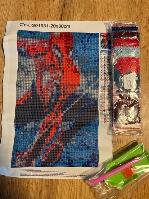 Diamondpainting-Set Spider-Man (Neu und originalverpackt) in Windlach für CHF 5 – mit Lieferung ...