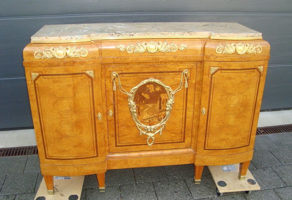 schöne Anrichte / Kredenz intarsiert mit Bronzebeschlägen (Gebraucht) in Oberdorf NW für CHF 299 ...