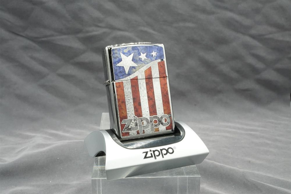 ZIPPO® Stars & Stripes 2017 ungezündet | Kaufen auf Ricardo