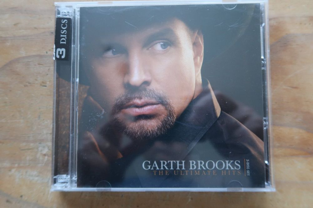 GARTH BROOKS - THE ULTIMATE HITS - 2x CD + DVD | Kaufen auf Ricardo