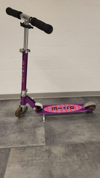 Micro Scooter mit LED-Räder (Gebraucht) in Fraubrunnen für CHF 11 – mit Lieferung auf Ricardo kaufen