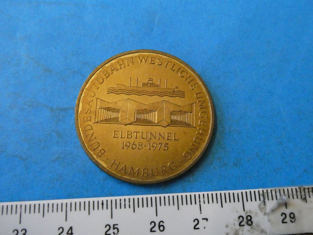 Medaille 34 mm, Hamburg 1968-1975, Elbtunnel (Gebraucht) in Hinterforst für CHF 1 – mit ...