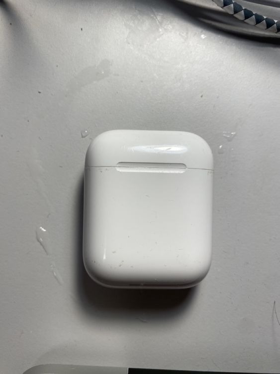Apple AirPods 2 Generation. nur rechts einzeln Ohrstück (Gebraucht) in ...