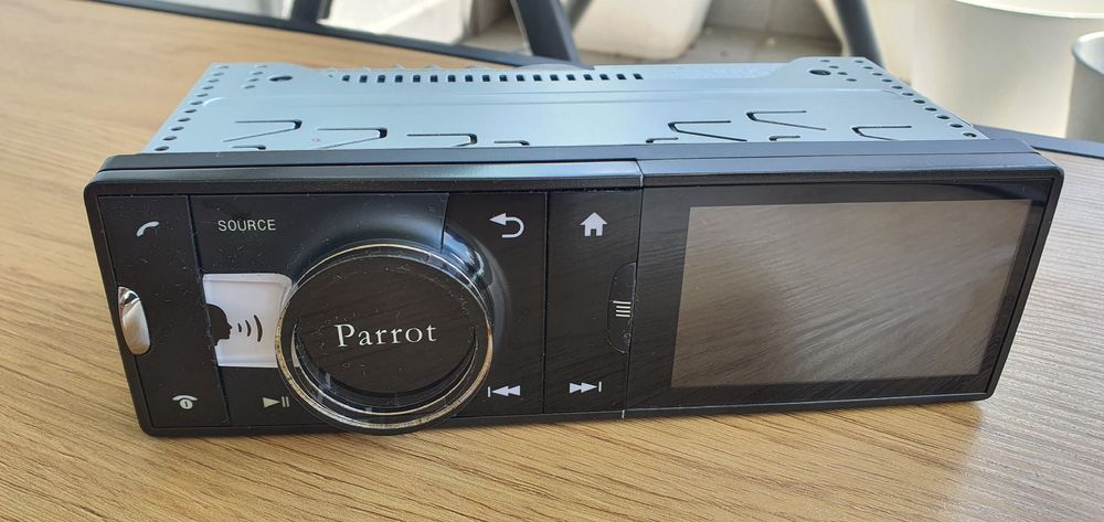 Parrot Asteroid Smart Autoradio mit Zubehör (Gebraucht) in Oberbüren ...