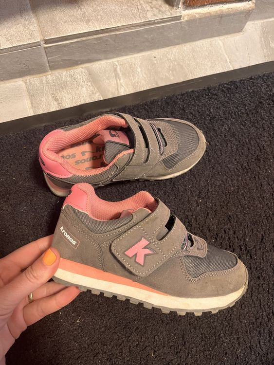 Schuhe 28 Kronos (Gebraucht) in Dotzigen für CHF 5 – mit Lieferung auf Ricardo kaufen