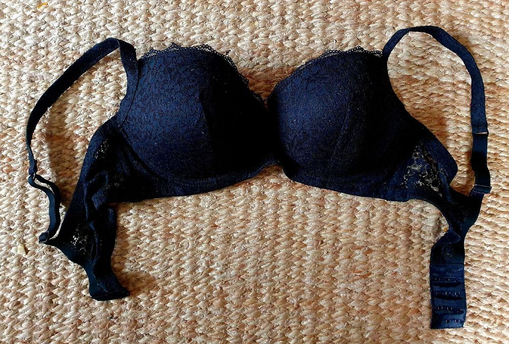 Soutien-gorge noir 75C | Kaufen auf Ricardo
