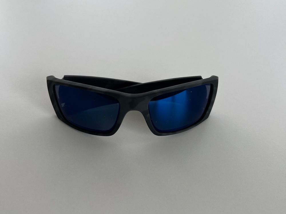 Oakley Custom Fuel Cell polarized sunglasses (Gebraucht) in Zürich für ...