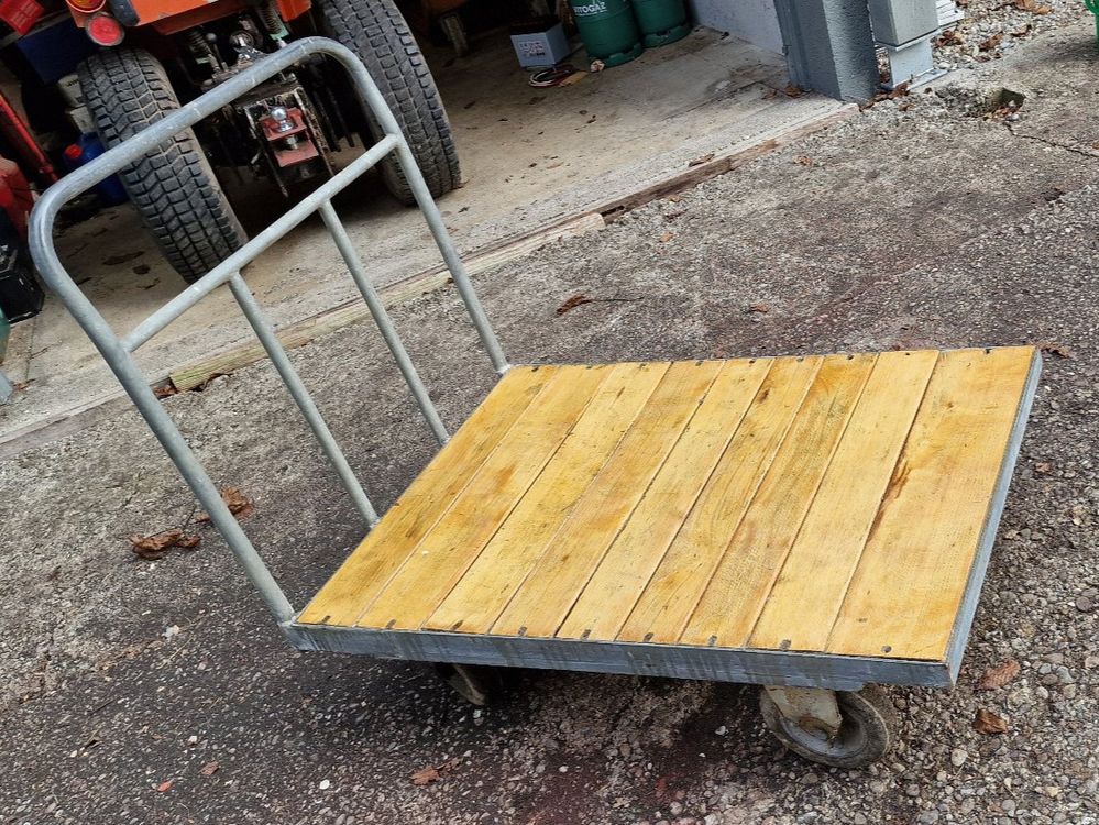 Transport Wagen, Handwagen (Gebraucht) in Häuslenen für CHF 44 – nur Abholung auf Ricardo kaufen