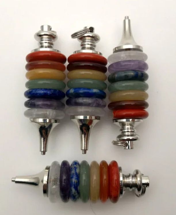 Pendule pendentif 7 chakras cristal de pierre (Neu und originalverpackt ...