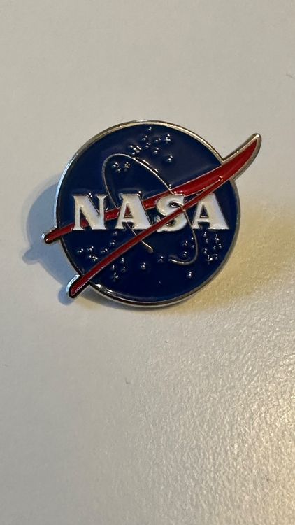 Nasa Spaceshuttle Pin (Gebraucht) in Gutenswil für CHF 5 – mit ...