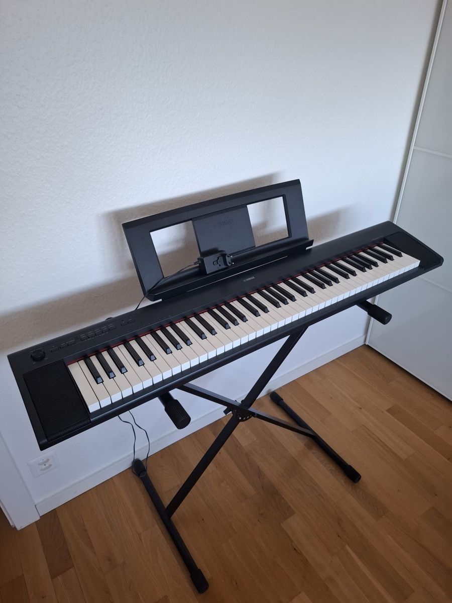 Clavier Yamaha bon état (D'occasion) à La Ferrière pour CHF 10 ...