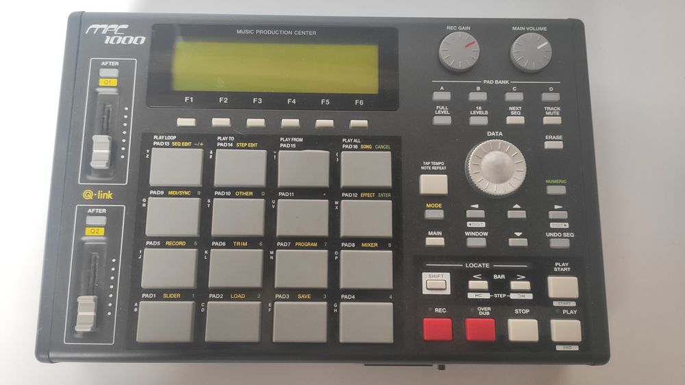 Akai MPC 1000 - Drum Sampler und Sequencer (Gebraucht) in Altdorf UR ...