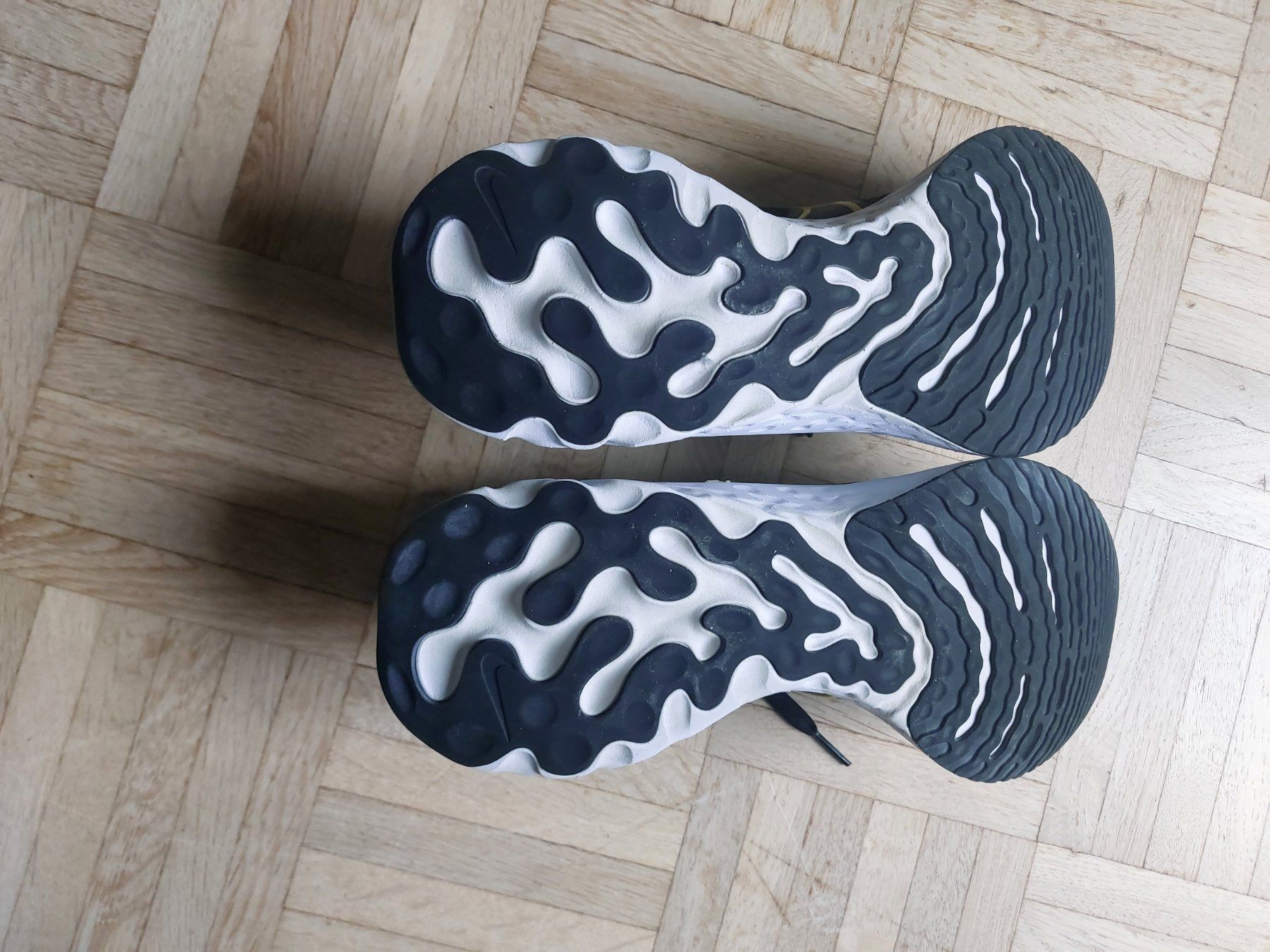 Nike React Infinity Run Flyknit (42.5) (Neu (gemäss Beschreibung)) in ...