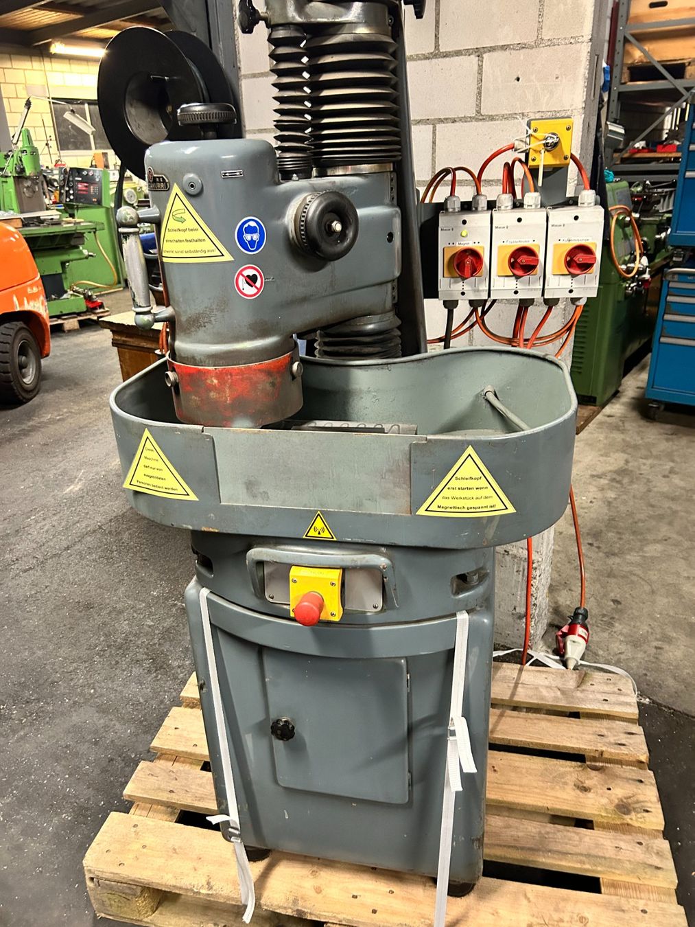 Topfschleifmaschine (Gebraucht) in Münchenstein für CHF 1070 – nur ...