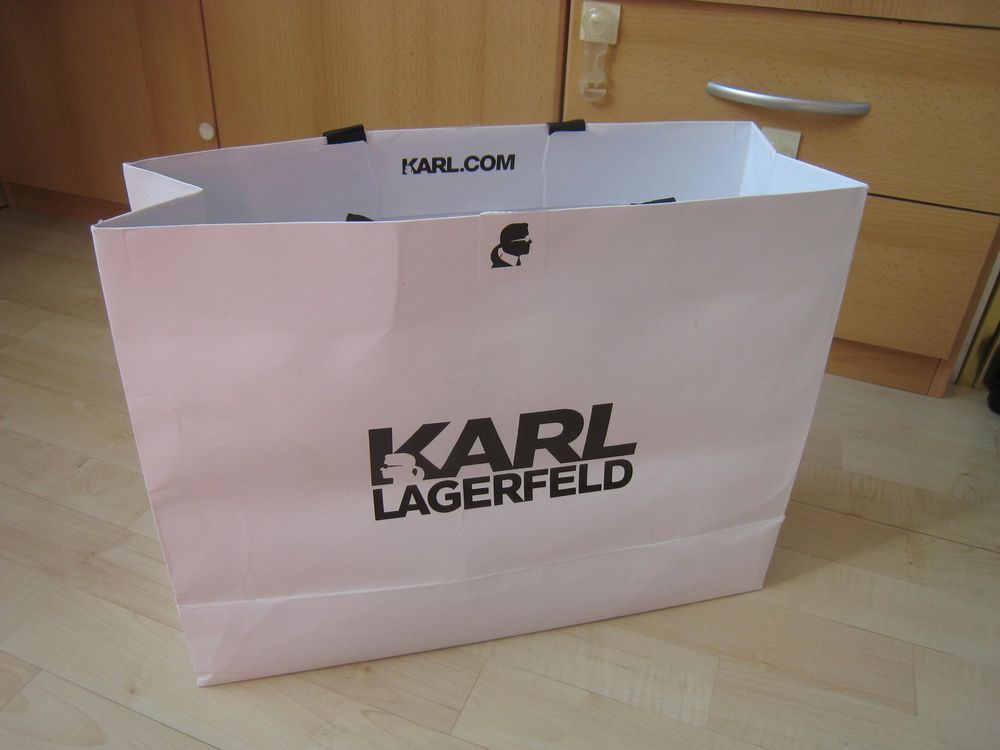 Karl Lagerfeld Papiertasche Shoppingbag (Gebraucht) in Dättlikon für ...