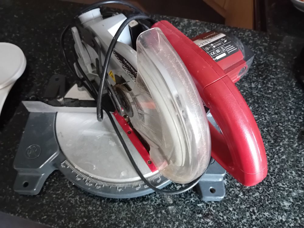 Matrix Kreissäge 1200 - 210 L (BJ: 2008) (Gebraucht) in Vilters für CHF ...