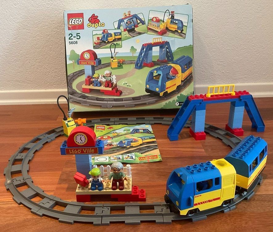 Lego Duplo 5608: Eisenbahn StarterSet+zusätzlichen Schienen | Kaufen ...
