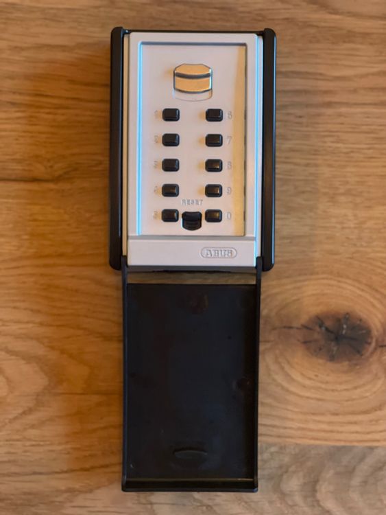ABUS KeyGarage 767 Schlüsseltresor (Gebraucht) in Neuenhof für CHF 25 ...