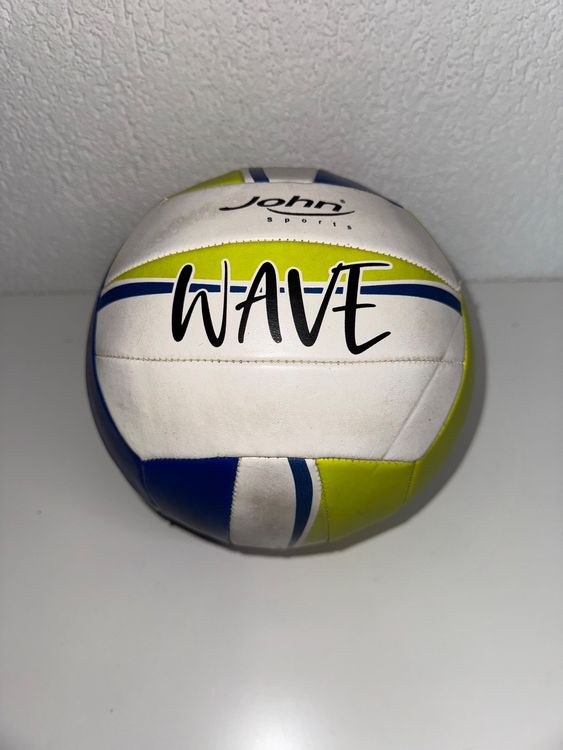 John Sports Wave Ball Volleyball (Gebraucht) in Grosswangen für CHF 20 ...