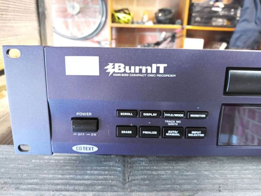 Burn IT CDR-830 Compact Disc Recorder (Gebraucht) in Schinznach-Dorf ...